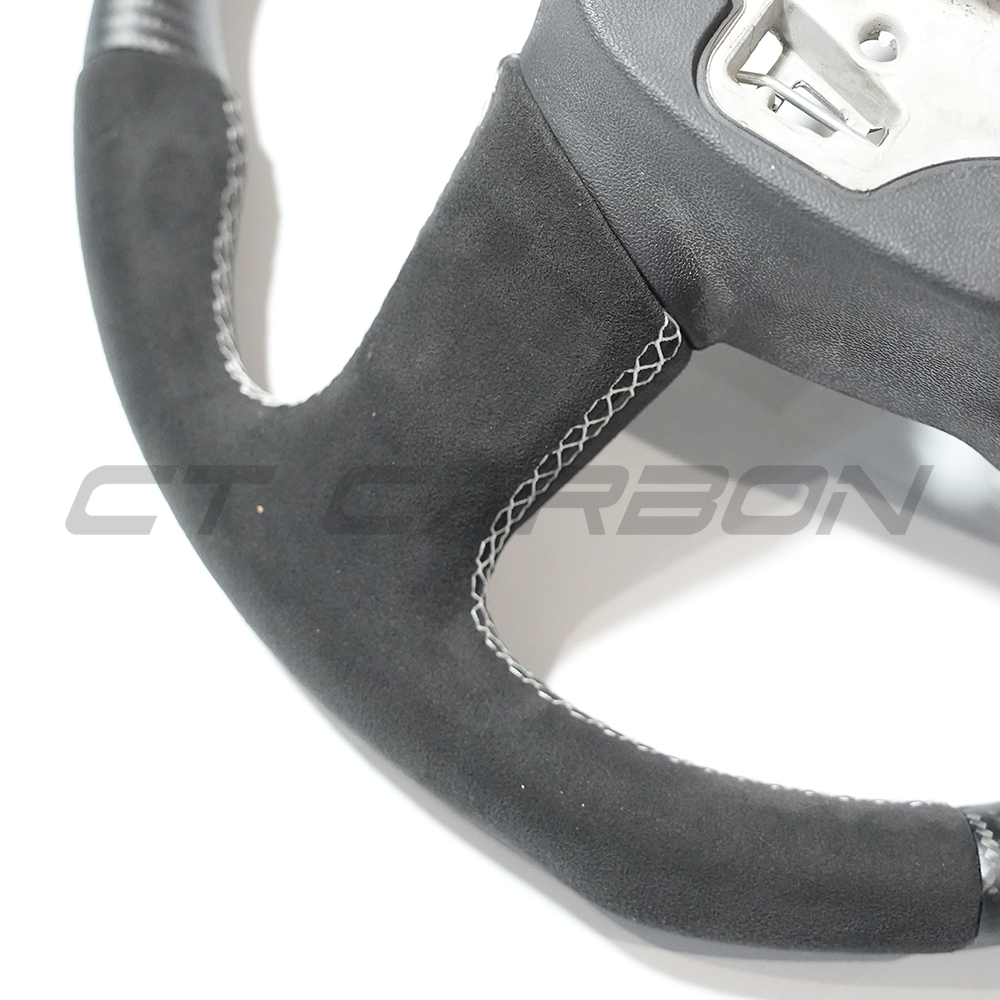 CT CARBON | AUDI RS6 C8 CARBON FIBRE / ALCANTARA STEERING WHEEL – CT Carbon